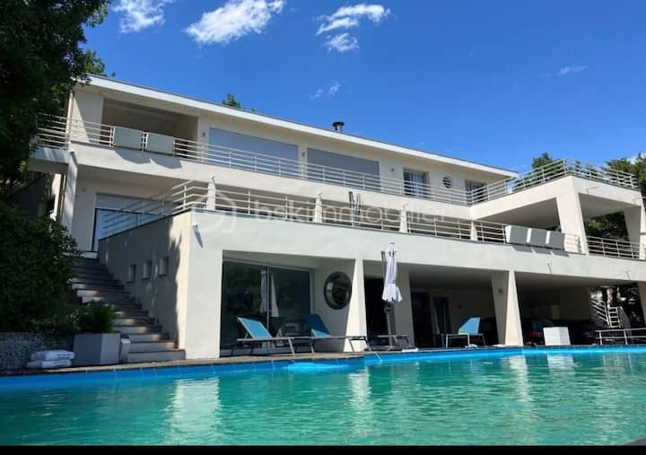 Villa D’exception Avec Piscine à Débordement - Autrans