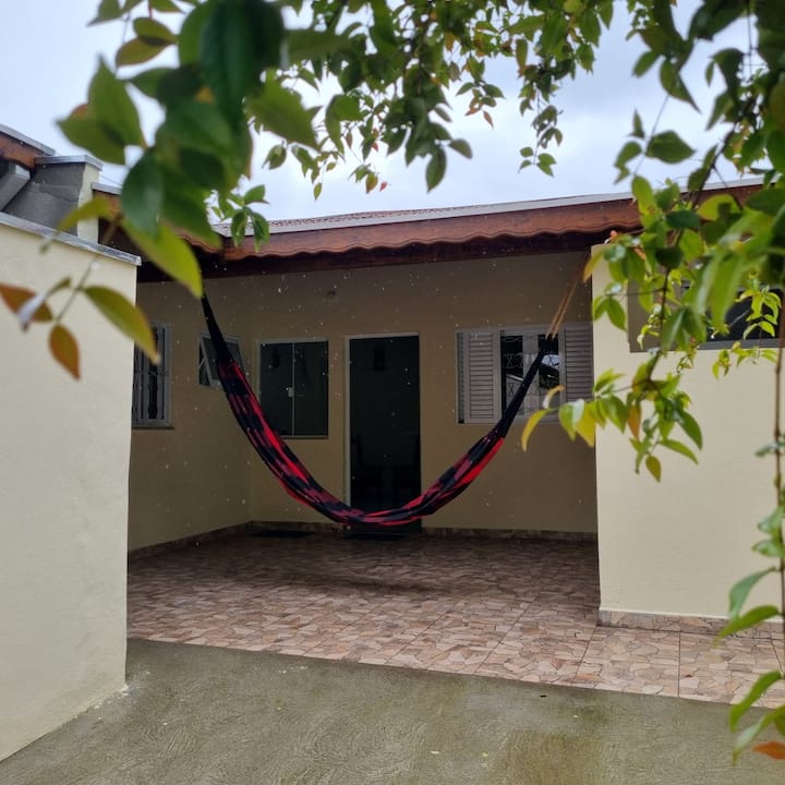 Casa Em Frente Ao Sítio Do Pica-pau Amarelo - Taubaté