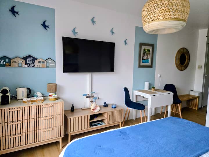 "Studio Bleu"- Terrasse, Piscine, Parking - Éguilles