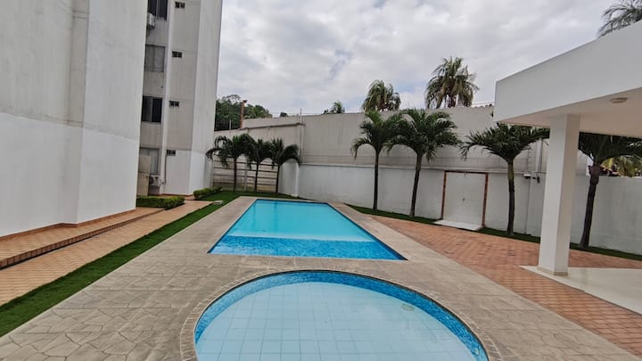 Apartamento Torres Del Bosque A 5 Aeropuerto Y Cc - Cúcuta