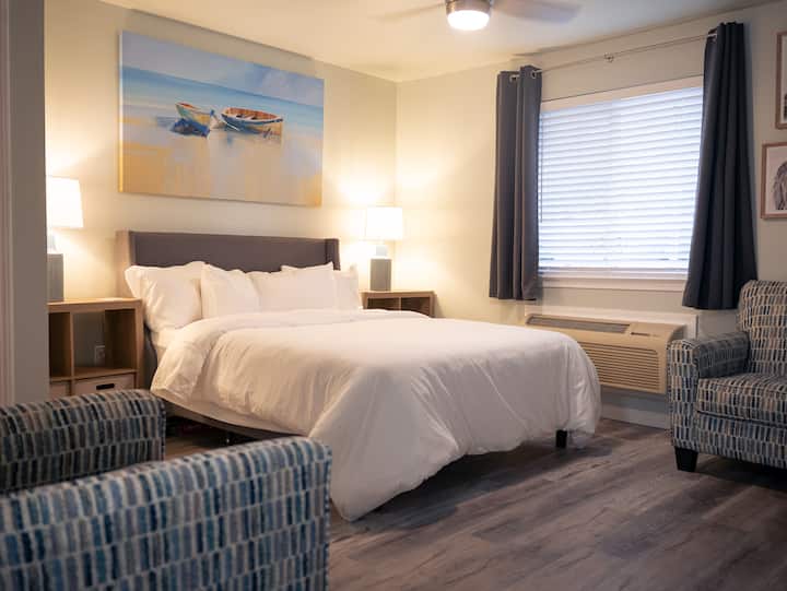 Anchor Point At Oak Shores, 5-min Walk To Beach - Biloxi, MS