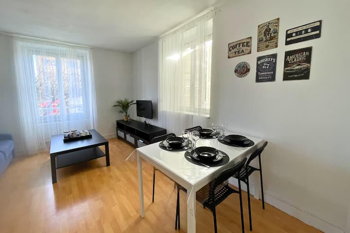 L'éclipse • Gare De Melun - Melun