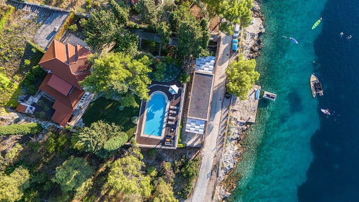 Traumanwesen Direkt Am Wasser - Maslinica