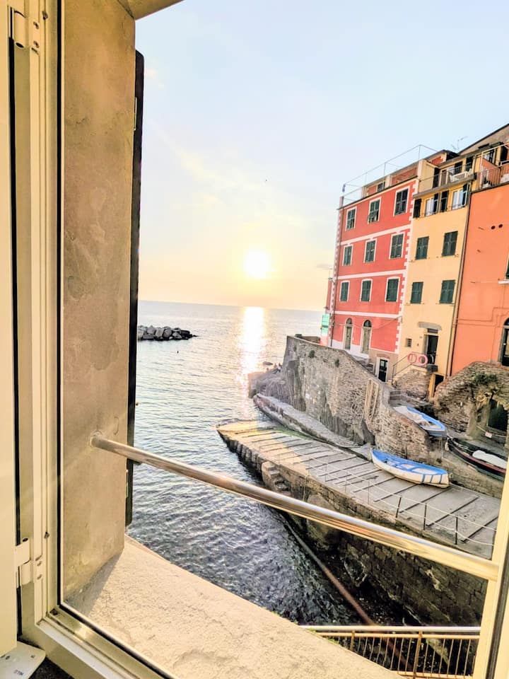Back In Tide: Cozy Seaview Apartment Pet Friendly - Riomaggiore