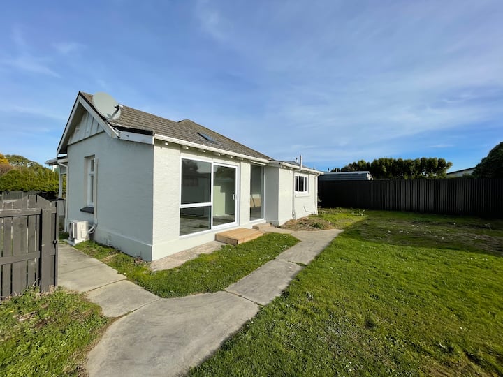 Strathern Sweet Spot: 3bed Near South City + Eats - Invercargill