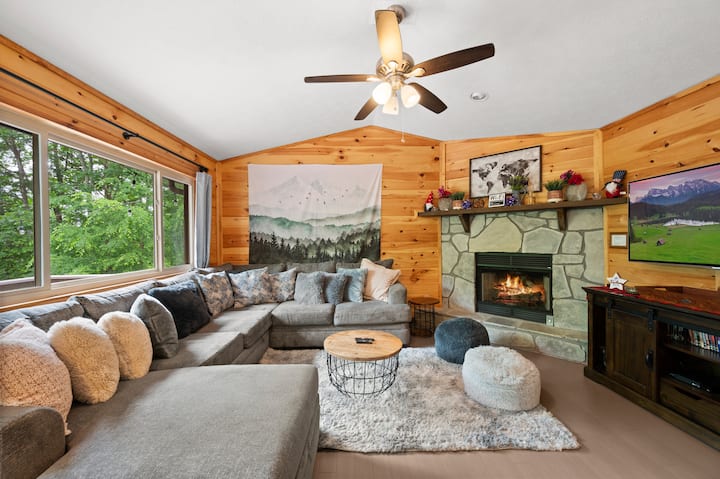*Secluded | Dog Friendly | Ev-charger|games* - Sevierville, TN