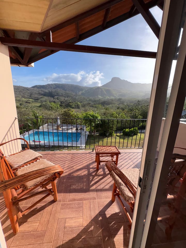 Casa Para 12 Con Piscina Y Vista A Montaña | Chame - Panama