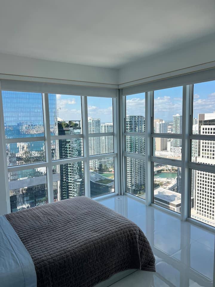 Brickell | Sunset View | Large Balcony - Miami