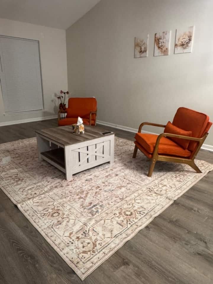 Beautiful, Fully Updated & Furnished 2b2b! - Allentown, NJ