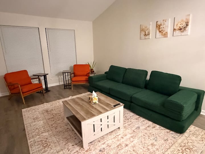 Beautiful, Fully Updated 2b2b In East Windsor! - Allentown, NJ