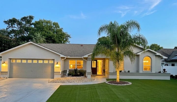 Sunshine Escape - Spring Hill, FL