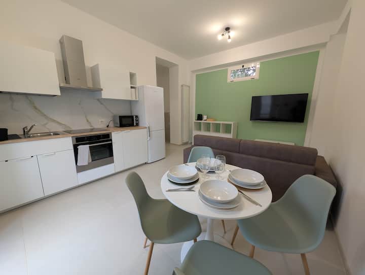 Cozy Two-room Apartment With Big Private Garden - Bergamo