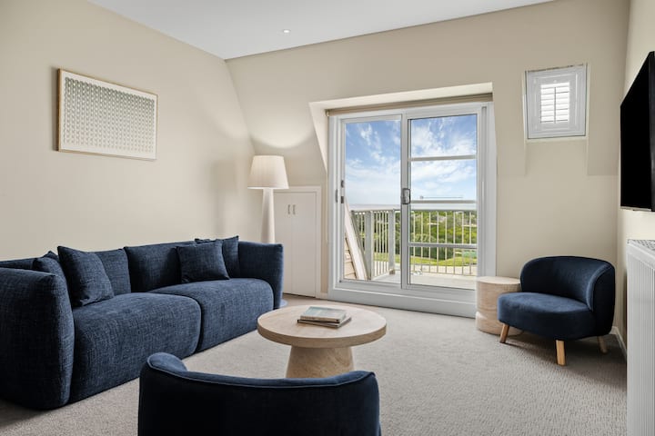 Saltmoor Penthouse At Deep Blue ( Sleeps 6 ) - Warrnambool