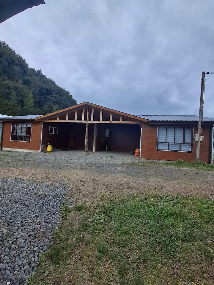 Cabaña Kurruleufu Sur - Chaitén