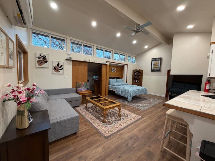 Serene Auburn Studio | Near Trails & Old Town - Auburn, CA
