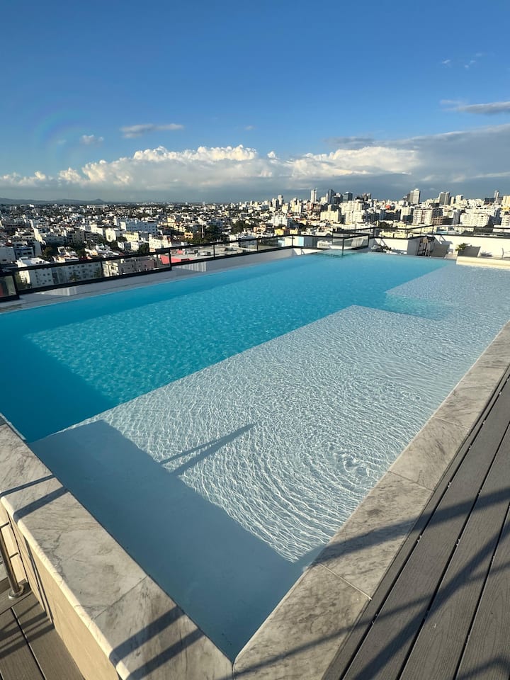 2br Bella Vista Condo W/ Pool & City Views - Santo Domingo