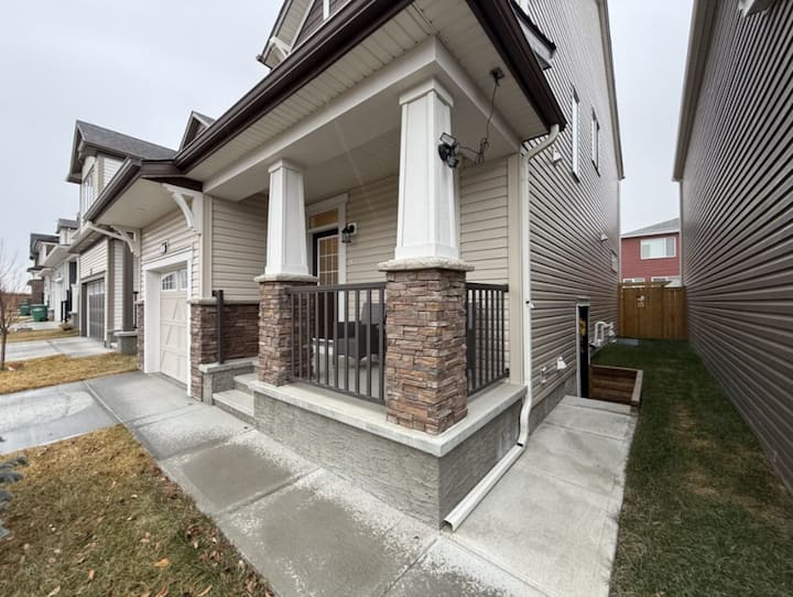 Beautiful Basement Suite Available For Rent - Airdrie