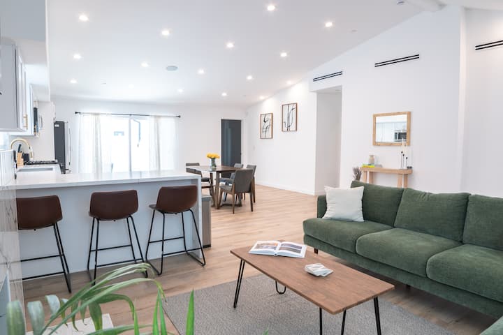 Entire 3br Home | Near Universal & Sofi Stadium - Northridge - Los Angeles