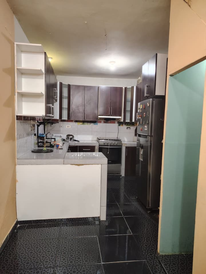 Alojamiento Familiar Completo Zona Centrica - Iquitos