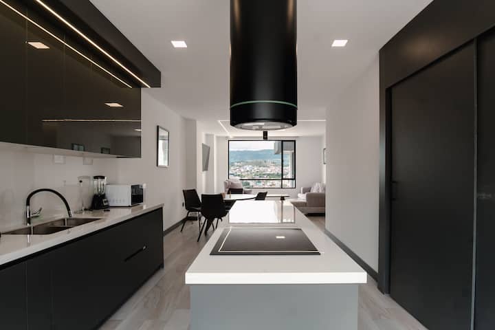 Loft Con Vista úNica | Junto A Utpl | Centro 5 Min - Ecuador