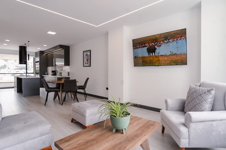 Loft Con Vista úNica | Junto A Utpl | Centro 5 Min - Loja