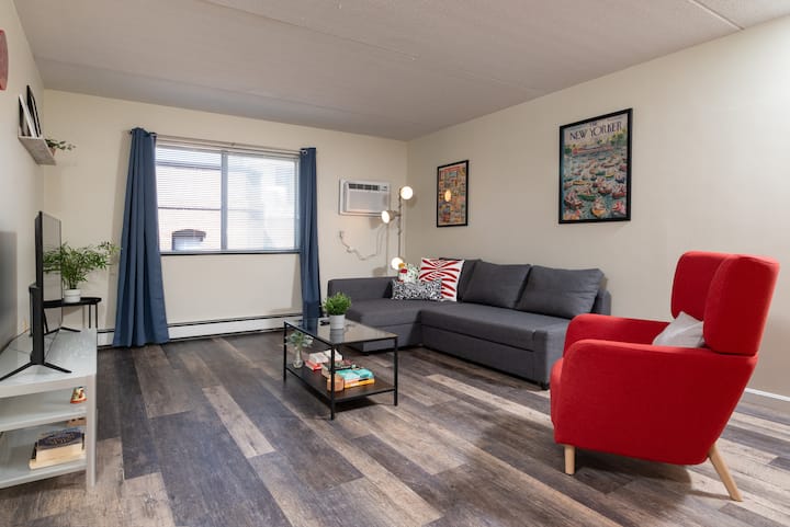 Free Parking/location/close To The T - Cambridge