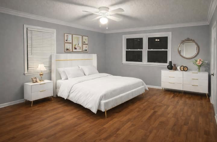 Little Crown Bungalow - Lancaster, SC