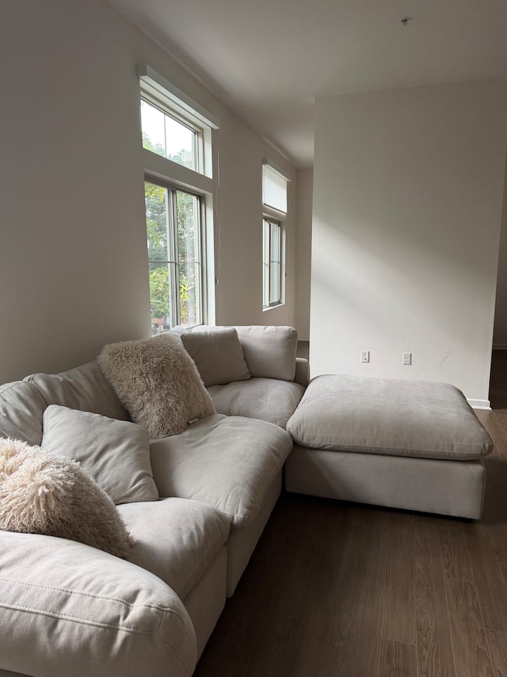 Modern Cozy Apartment Irvine - Irvine, CA