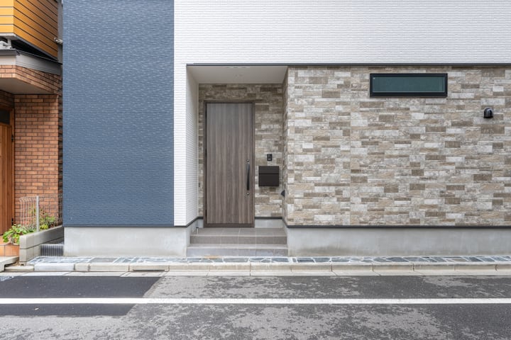 4-br Home!上野まで3分/秋葉原・銀座・六本木等の人気エリアへ直通/最大10名様/新宿・渋谷 - Ueno