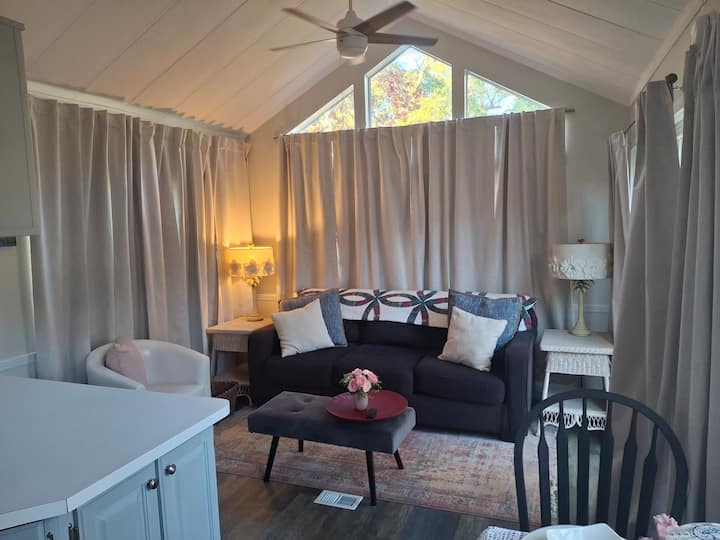 Gulf Shores Mini Cottage - Gulf Shores, AL