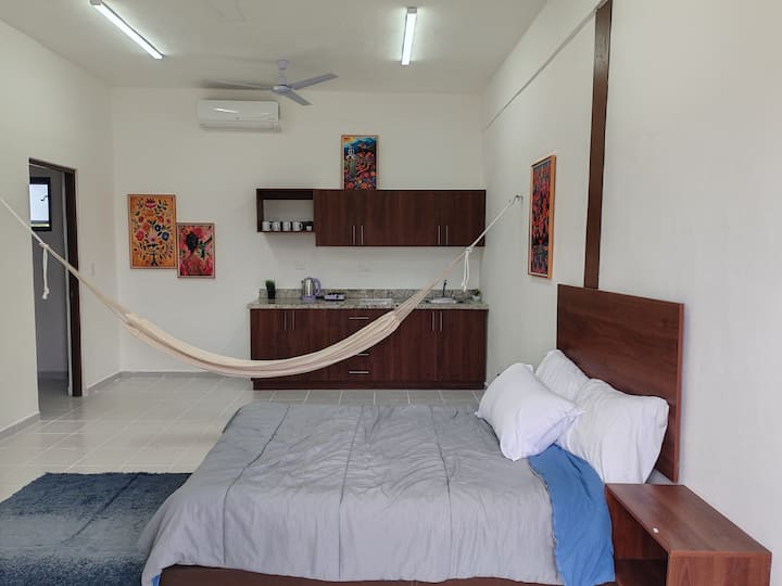 Habitación Acogedora + Hamaca Cerca Del Aeropuerto - Merida