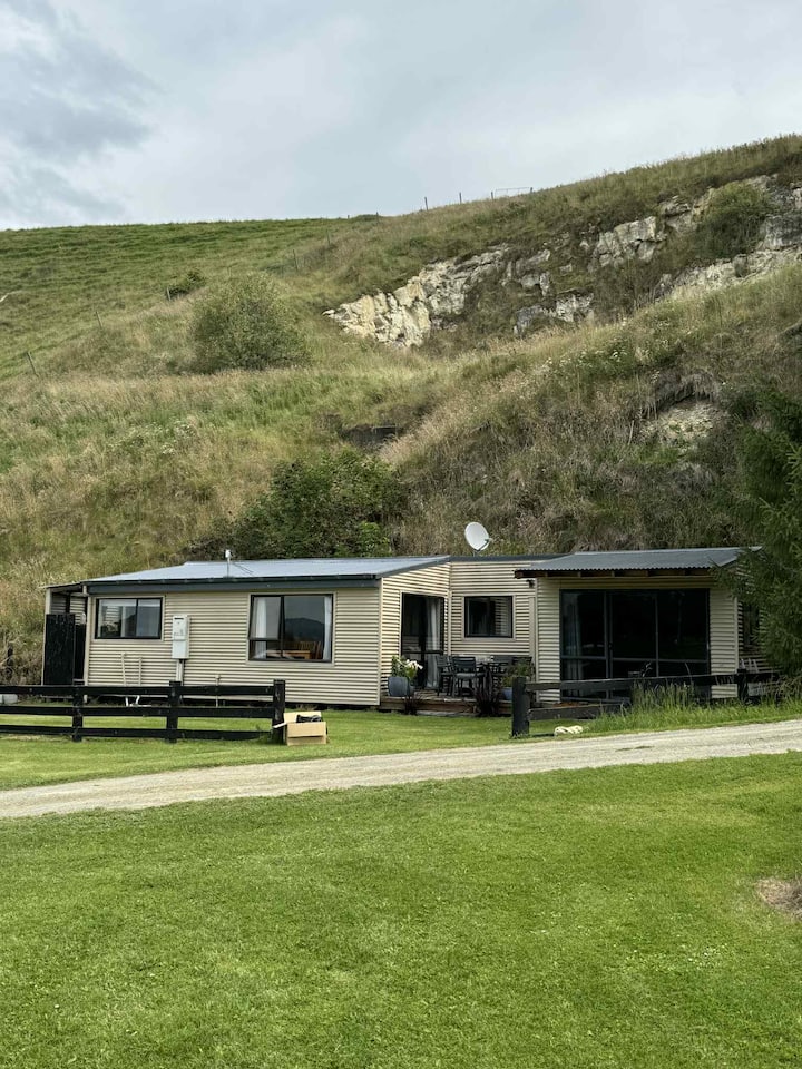 Lime Ridge Farm Cottage - Fairlie