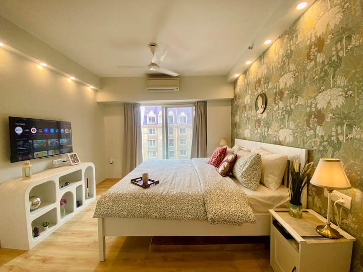 5 Star Luxury* Pool*nr Asian Heart*bkc 2bed2bath - Bombay