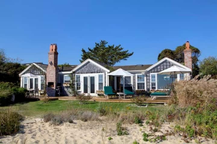 Nantucket Beachfront Cottage - Nantucket, MA