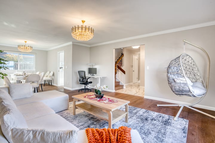 Spacious 5br San Jose Home W Backyard & Workspace - San Jose, CA