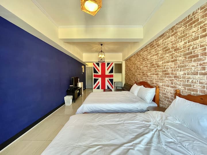 【比亞希茲】英式復刻質感四人房 - 車城