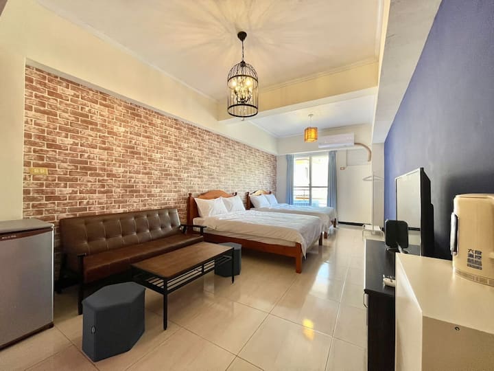 【比亞希茲】英式復刻質感四人房 - 恆春