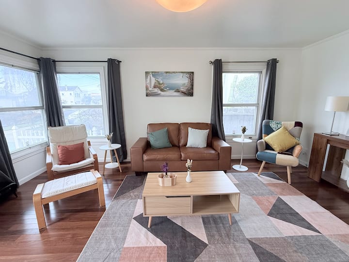 Modern Private Suite W/ Kitchen & Bath | San Bruno - San Bruno, CA