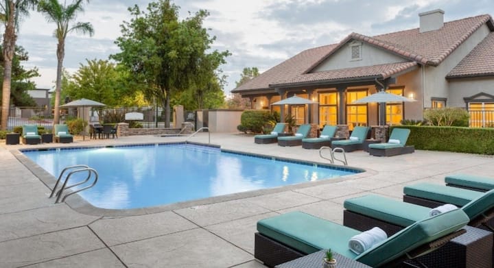 Apartamento Moderno Y Espacioso De 2 Habitaciones - Modesto, CA