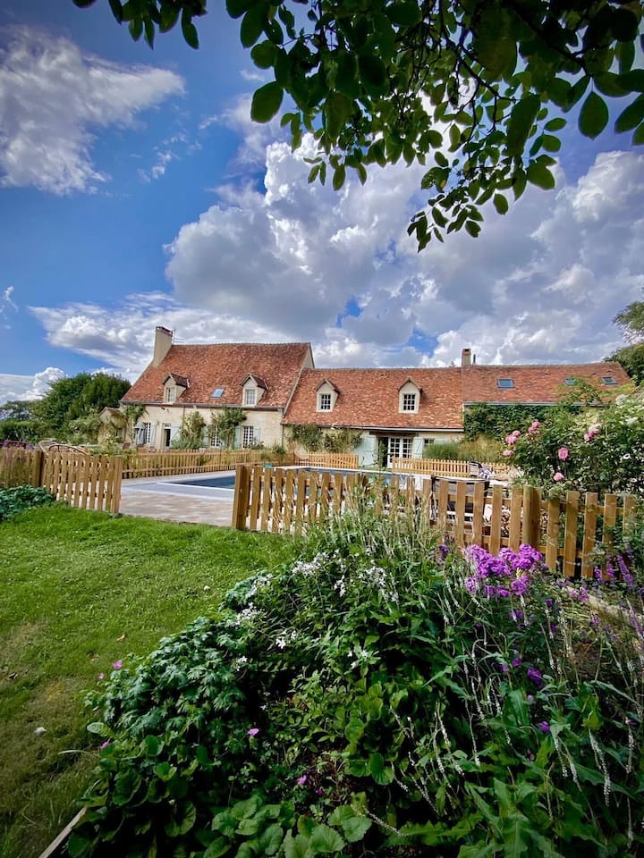 Maison De Famille Avec Piscine Au Coeur Du Perche - Bellême