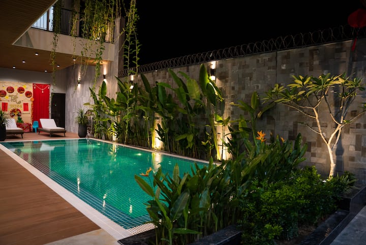 Luxury 5br Pool Villa | Private Pool | Near Beach - Da Nang