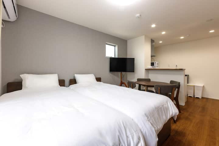 【名古屋駅徒歩圏内】築浅の快適1ldkステイ_the Top名駅301（最大4名） - Nagoya