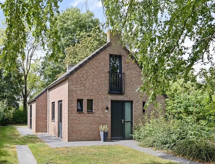Sfeervol 6 Pers. Vakantiehuis Met Tuin En Privacy! - Beuningen