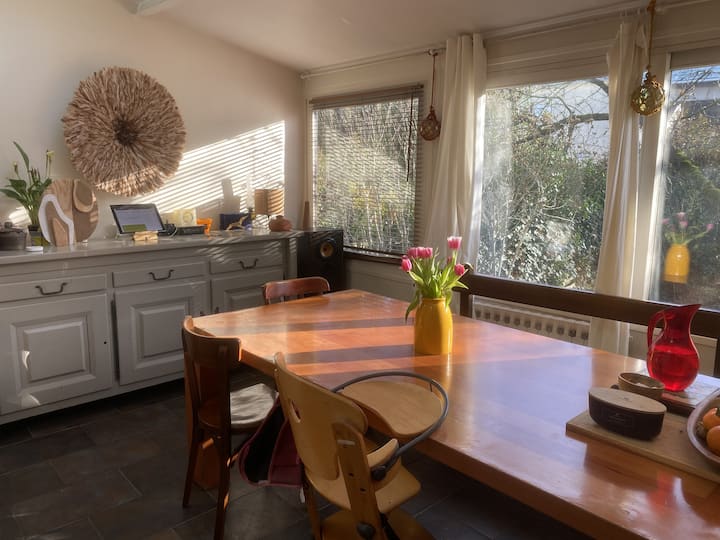 Maison De Charme Avec Jardin Très Bien Située - Parigi
