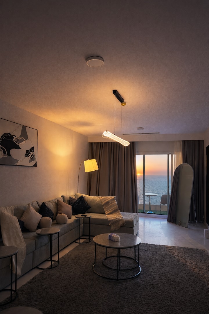 شقة فاخرة في برج راقٍ بإطلالة مباشرة على البحر - Jeddah