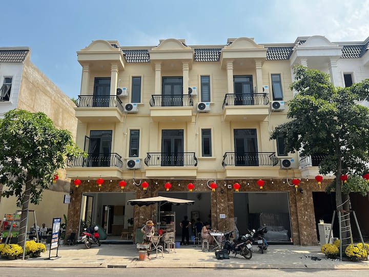 One-bedroom Loft Apartment With Balcony - Tan Uyen