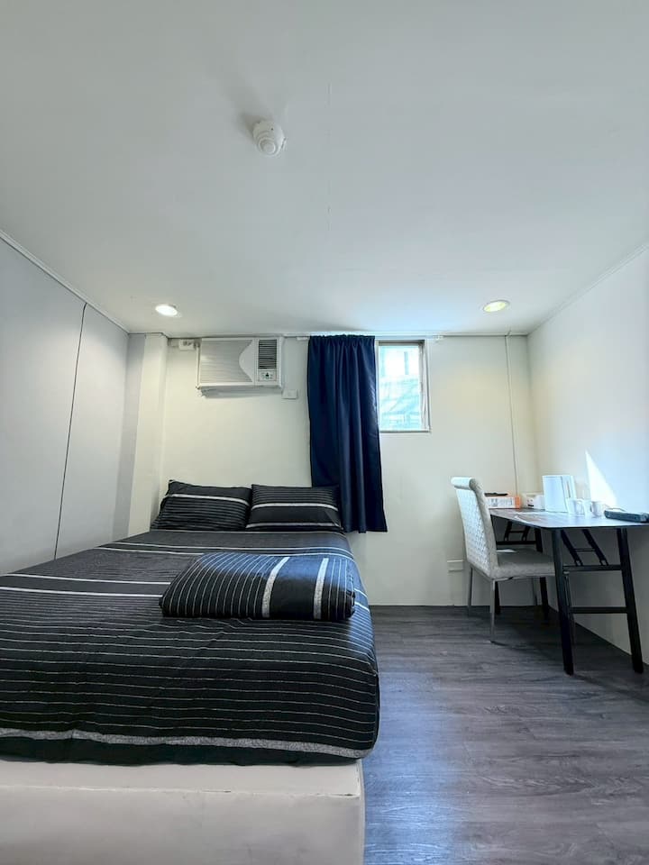 中山站｜近西門｜台北101｜電梯｜電磁爐｜免治馬桶｜稀有大空間｜酒店式管理｜垃圾回收區｜友善外國人 - 泰山區