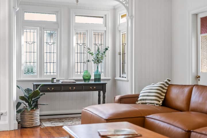 House Of Wisteria - Charming & Timeless - Toowoomba