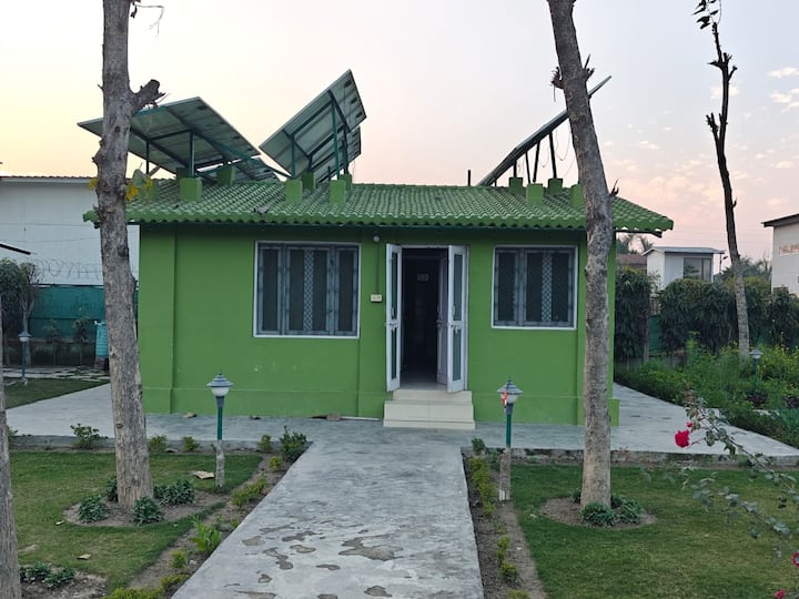The Farm House Noida Sec 135 - Faridabad