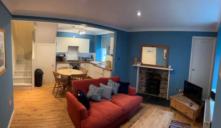 Cozy Cottage, Steps Away From The Sea And Sand. - Looe